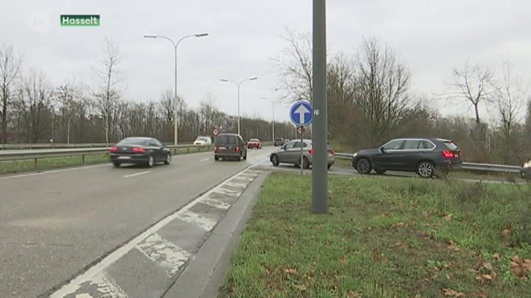 Extra rijstrook moet drukte op grote ring Hasselt verminderen - TV Limburg