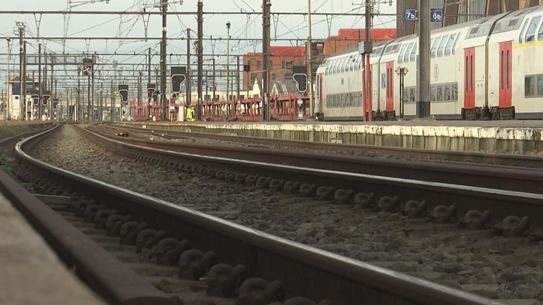 Werken station Hasselt lopen nog maar eens vertraging op - TV Limburg