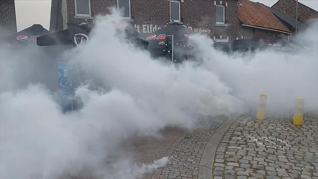 Witte rook van hoop in Zepperen - TV Limburg