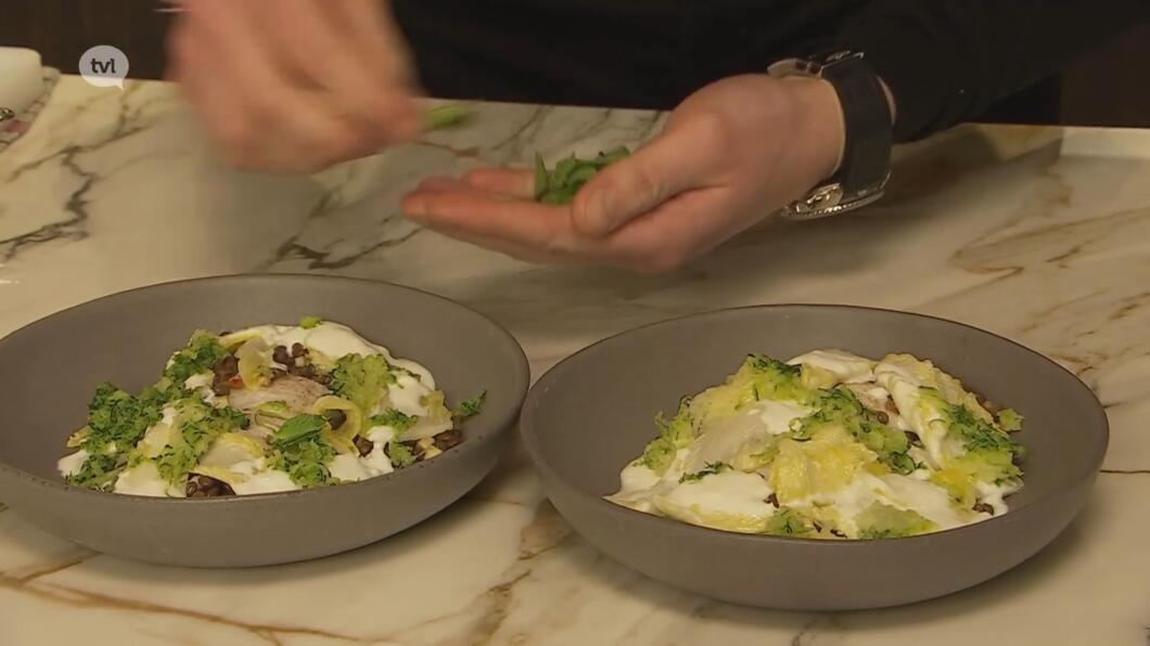 Zeewolf met Chinese kool, courgette, linzen en garnalen - TV Limburg