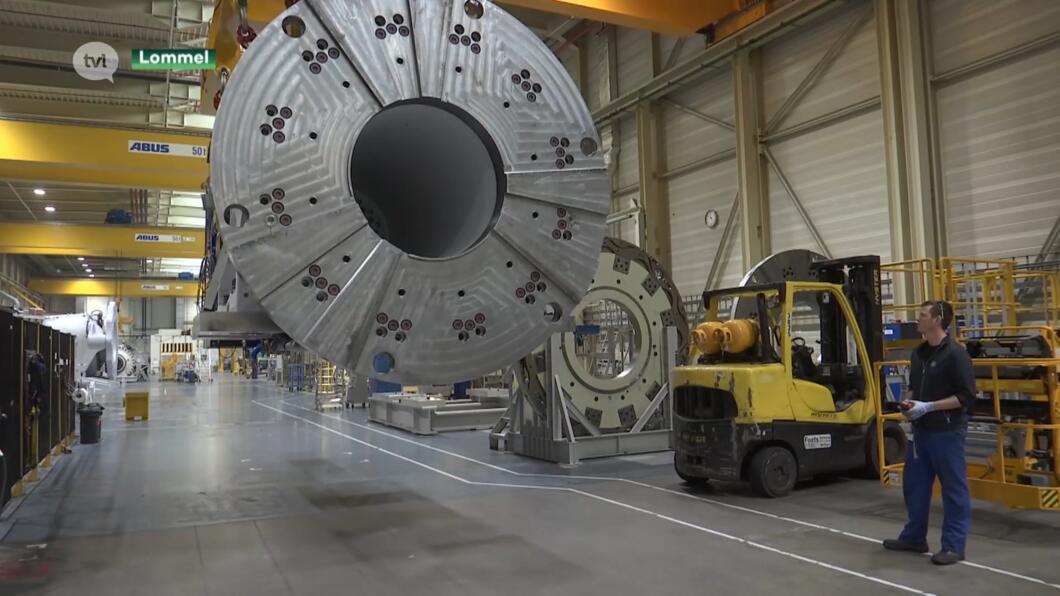 Lommels ZF Wind Power voorziet 140 miljoen gezinnen van energie - TV ...