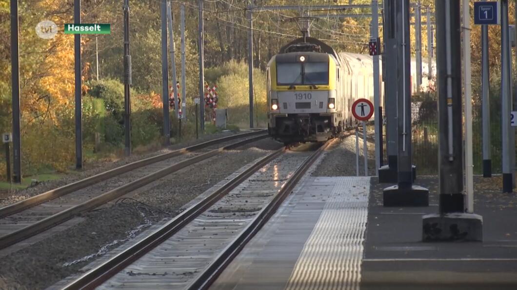 Driedaagse treinstaking voor meer personeel en beter materieel - TV Limburg