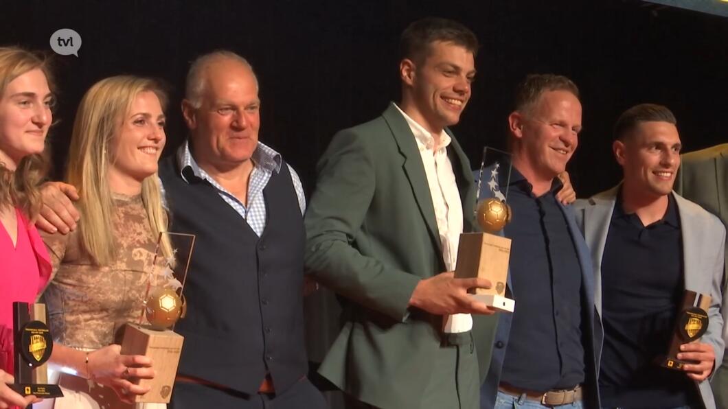 Robin van Hoegee (Bree-Beek) & Emily Dirx (DV Bilzen) provinciale ...