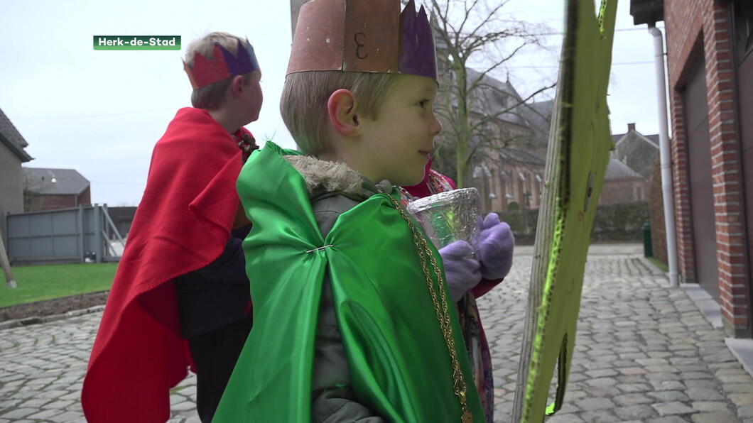 Zingen bij Driekoningen in Herk-de-Stad - TV Limburg