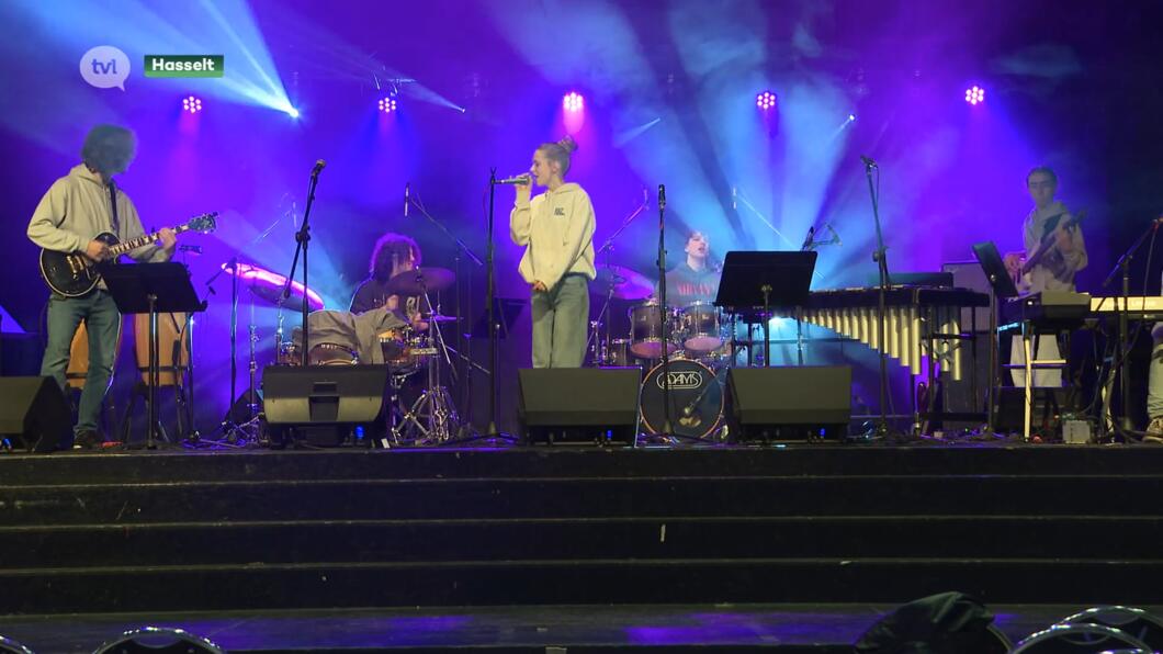 Muziekhumaniora MUSART Kindsheid Jesu Hasselt viert 40-jarig bestaan ...