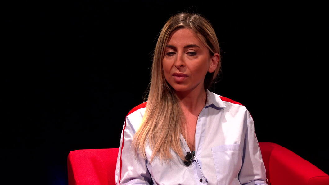 Veerle Vraagt Door met Funda Oru (Vooruit) - TV Limburg