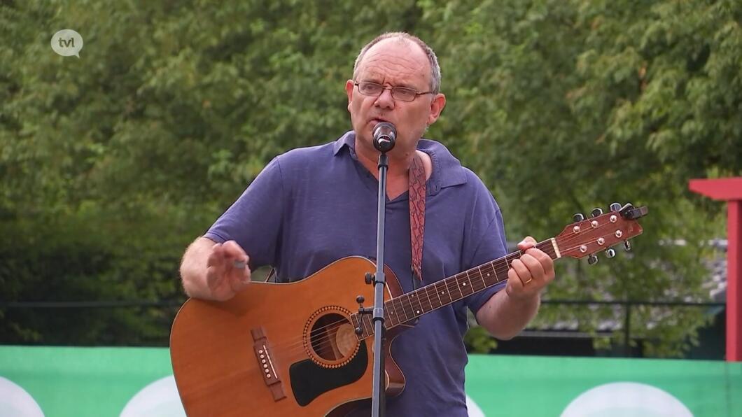 700 bezoekers voor TVL-Vertellingen van Raf Coppens in Peer - TV Limburg